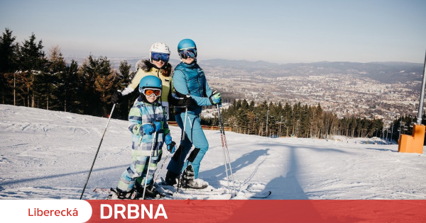 Leden na Ještědu? Nejlepší lyžovačka v širokém okolí, poloprázdné ...