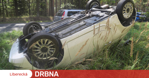 Další vážná nehoda u Obory. Teprve devatenáctiletý řidič způsobil ...